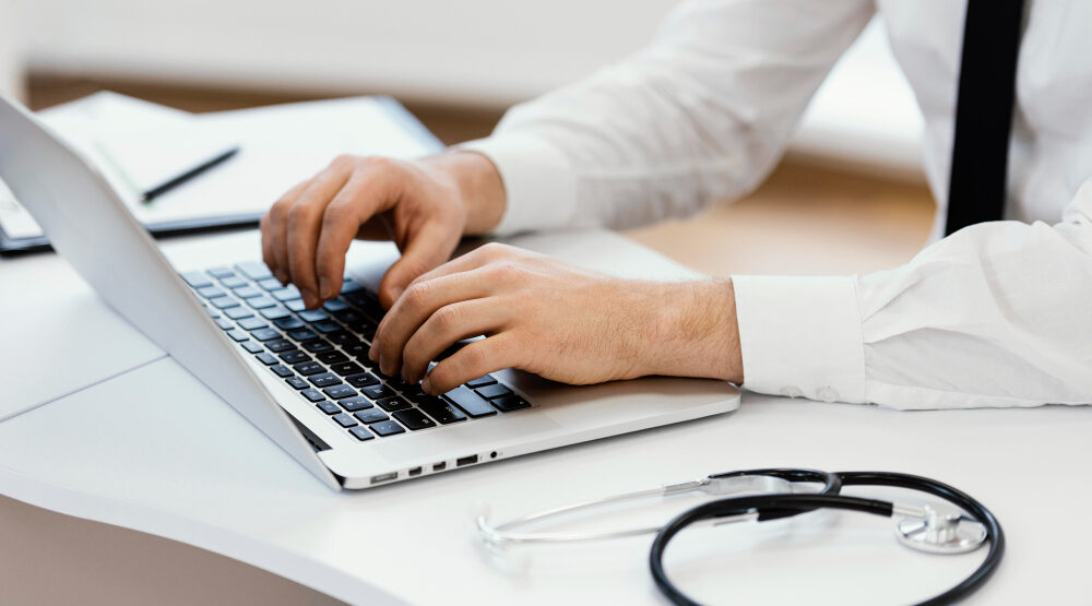 What to Expect During Your Online Dermatologist Visit